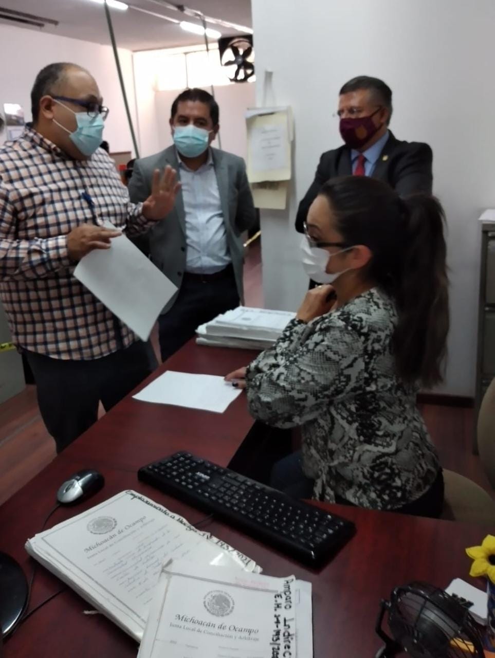 Raúl Cárdenas aprueba incremento salarial para los trabajadores ... Raúl Cárdenas aprueba incremento salarial para los trabajadores ...